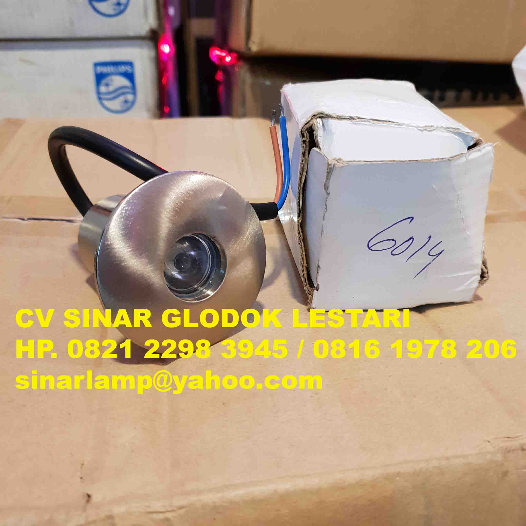 Lampu LED Floor Light atau Lampu Uplight