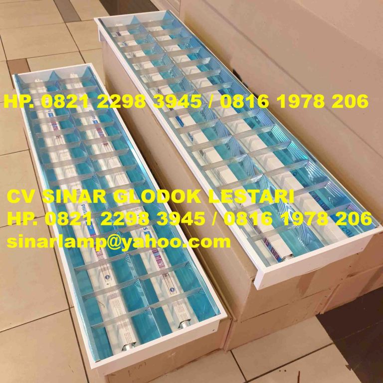 Kap Lampu RM TL LED Philips 2x16 Watt