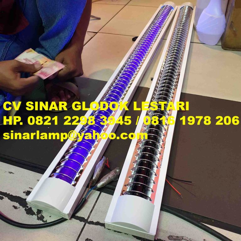 Lampu RM UV BLB 1x36 Watt Ultraviolet Black Light Blue