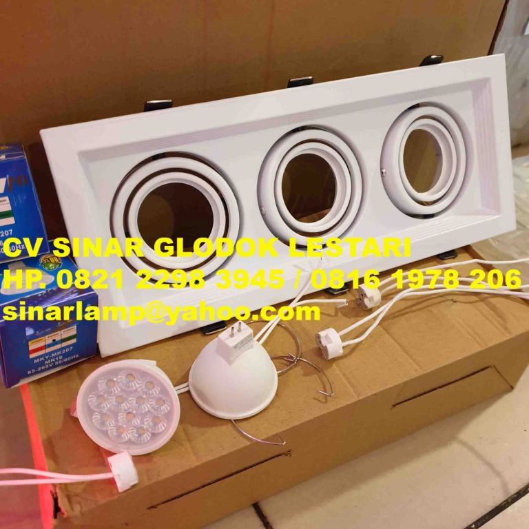 Kap Lampu Downlight MR16 Spot 3 Gang Adjustable LED 3 x 7 Watt