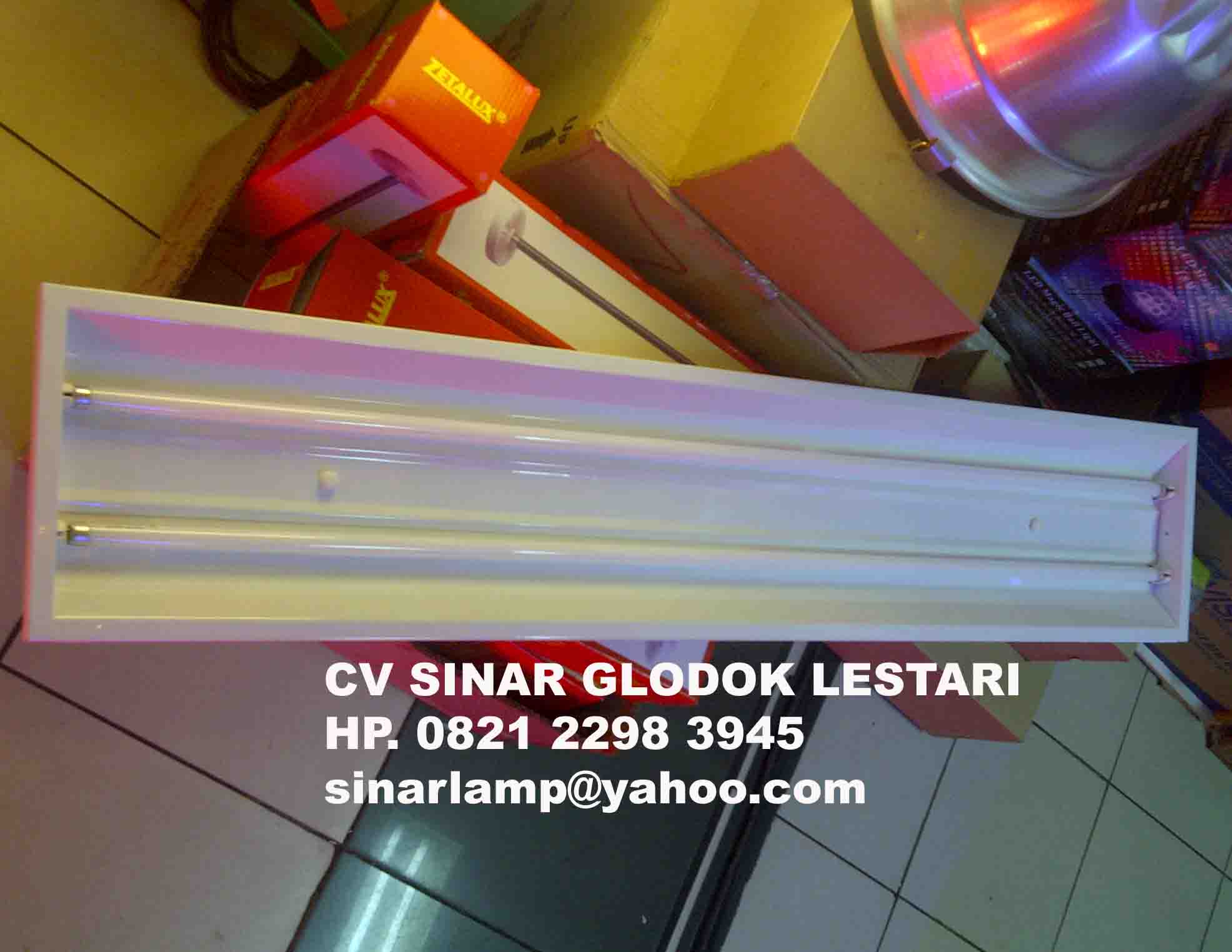 Kap Lampu TL : Kap Lampu T5 TKI 2 x 28 Watt